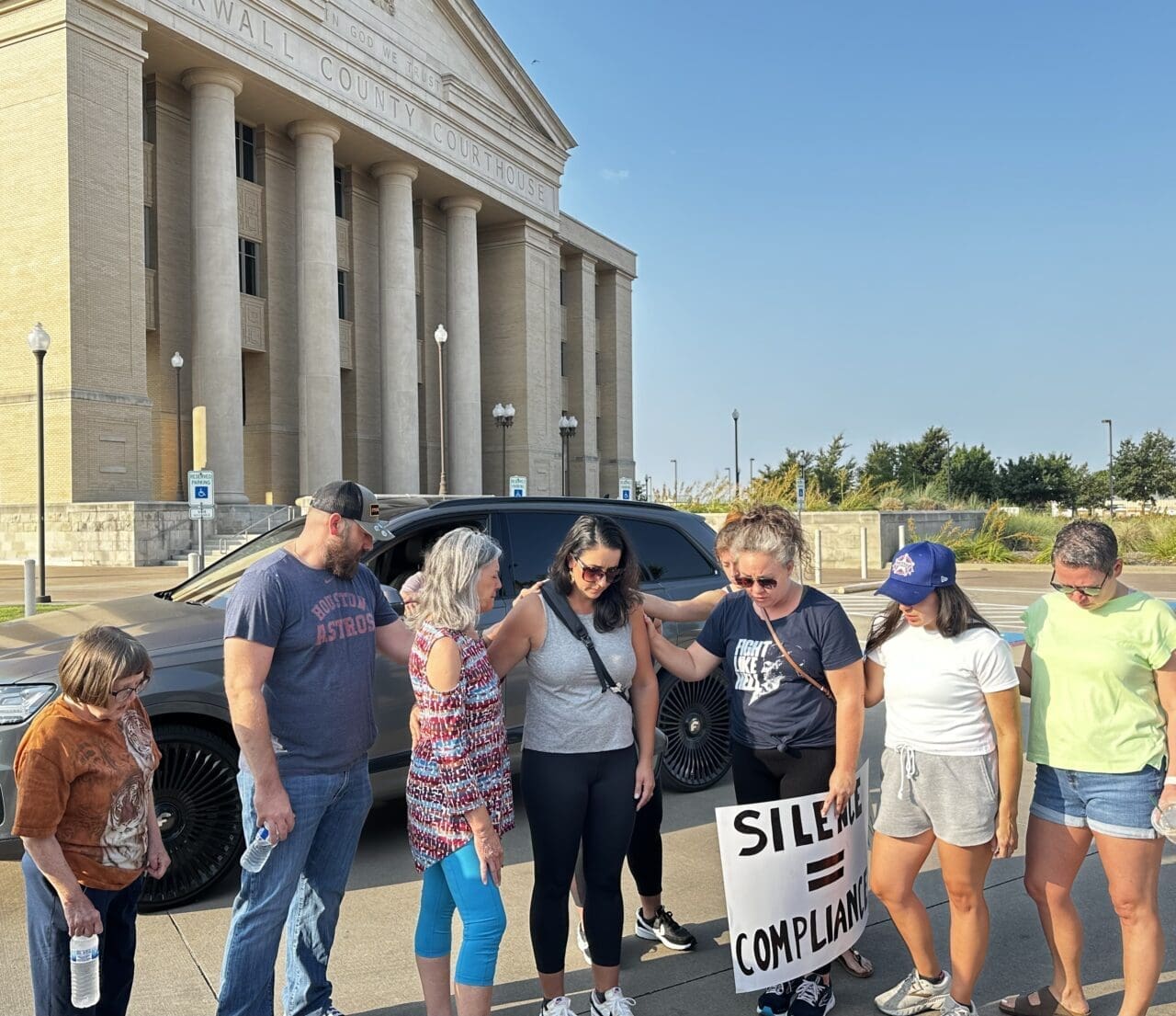 Rockwall ISD Parents Protest Handling of Sex Abuse Allegations Against ...