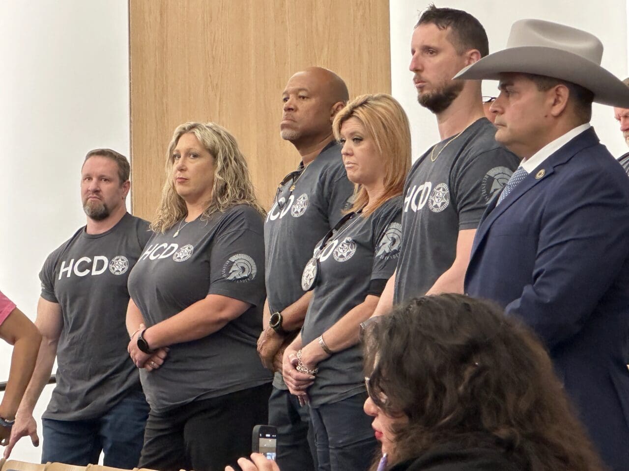 Harris County Commissioners Vote To Give Sheriff Deputies Pay Parity ...